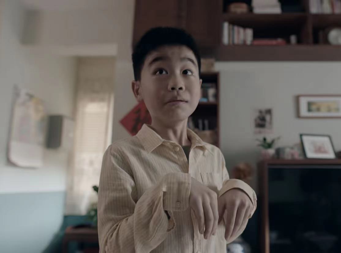 Ma Su plays the young Ni Ping and Han Haolin plays Yang Zi's younger brother. I don't know what ...