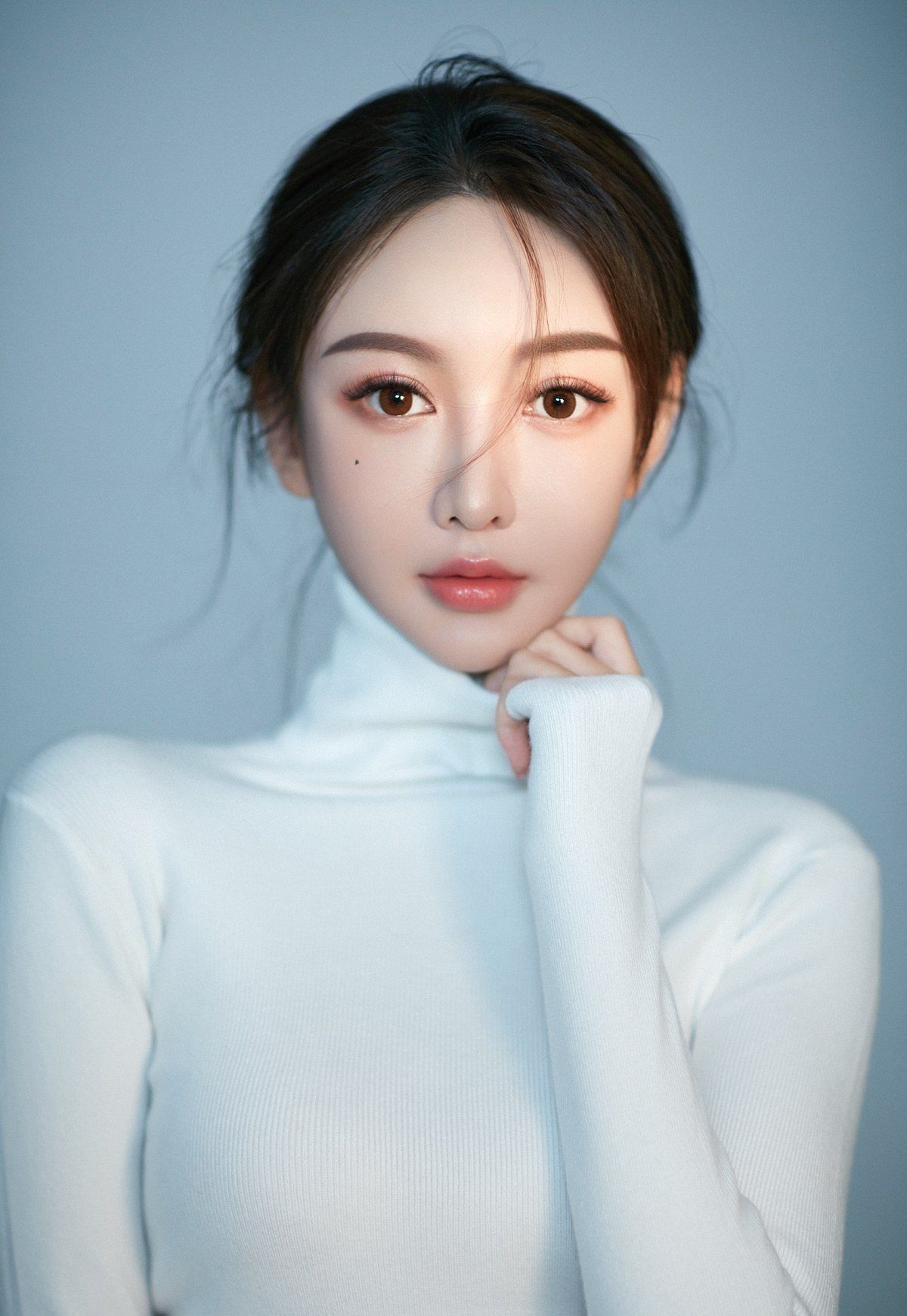 Ye Ke's past was exposed. She was a host, 15 years younger than Huang ...