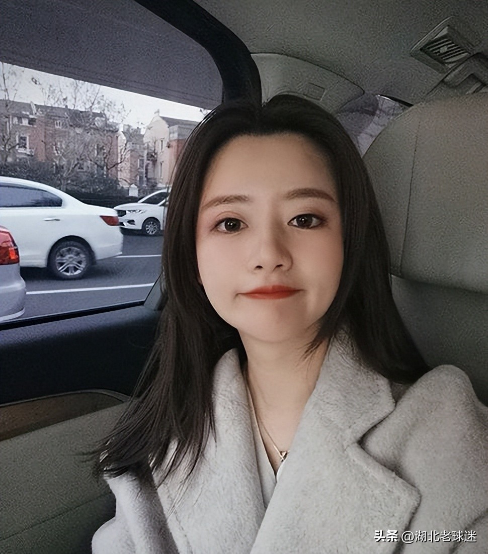 The most beautiful NBA hostess returns! Once a well-known Rockets fan ...