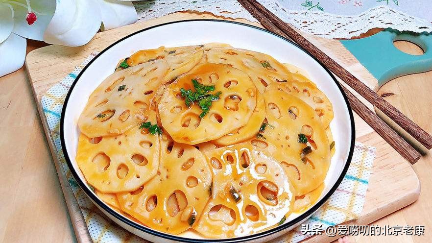 Sweet and sour lotus root slices, crisp taste, moderate sweet and sour ...