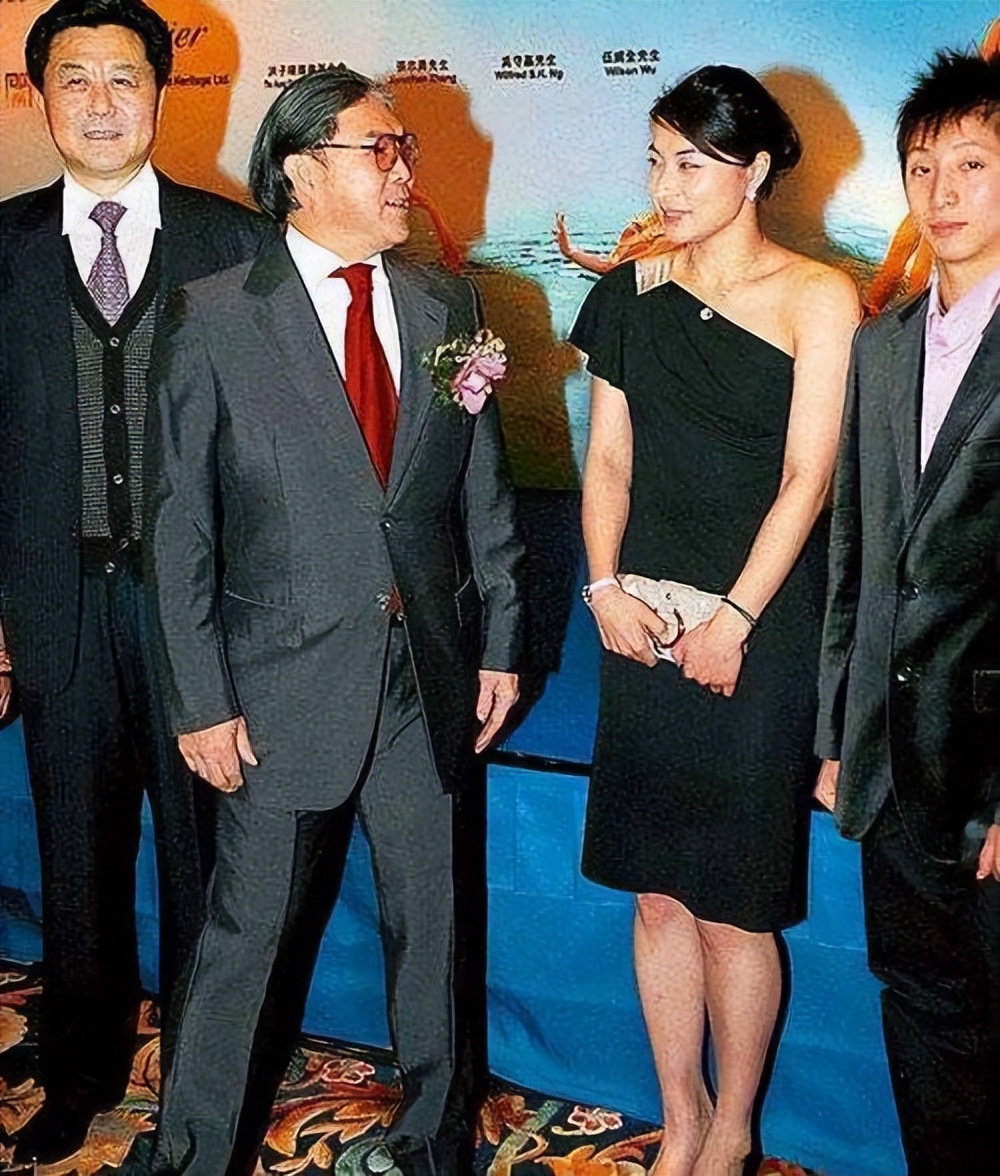 The Huo family does not allow the female family members to make public ...