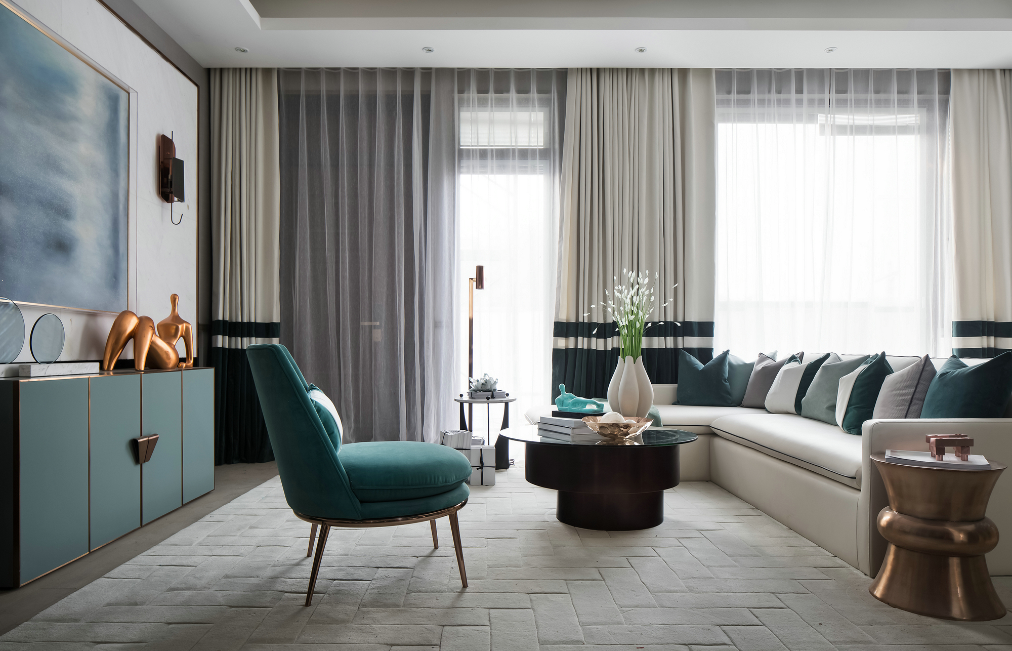 Subvert the three views!What is high-end design?The design of this ...