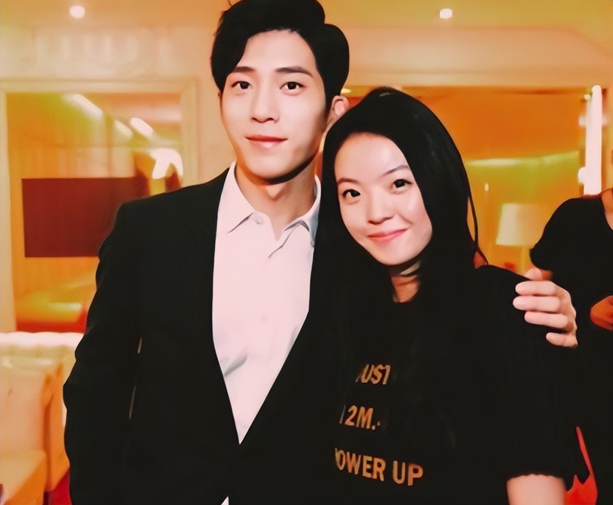 Grab a man with Ouyang Nana, turn around and have a scandal with Wang Yibo, the story of the ups ...