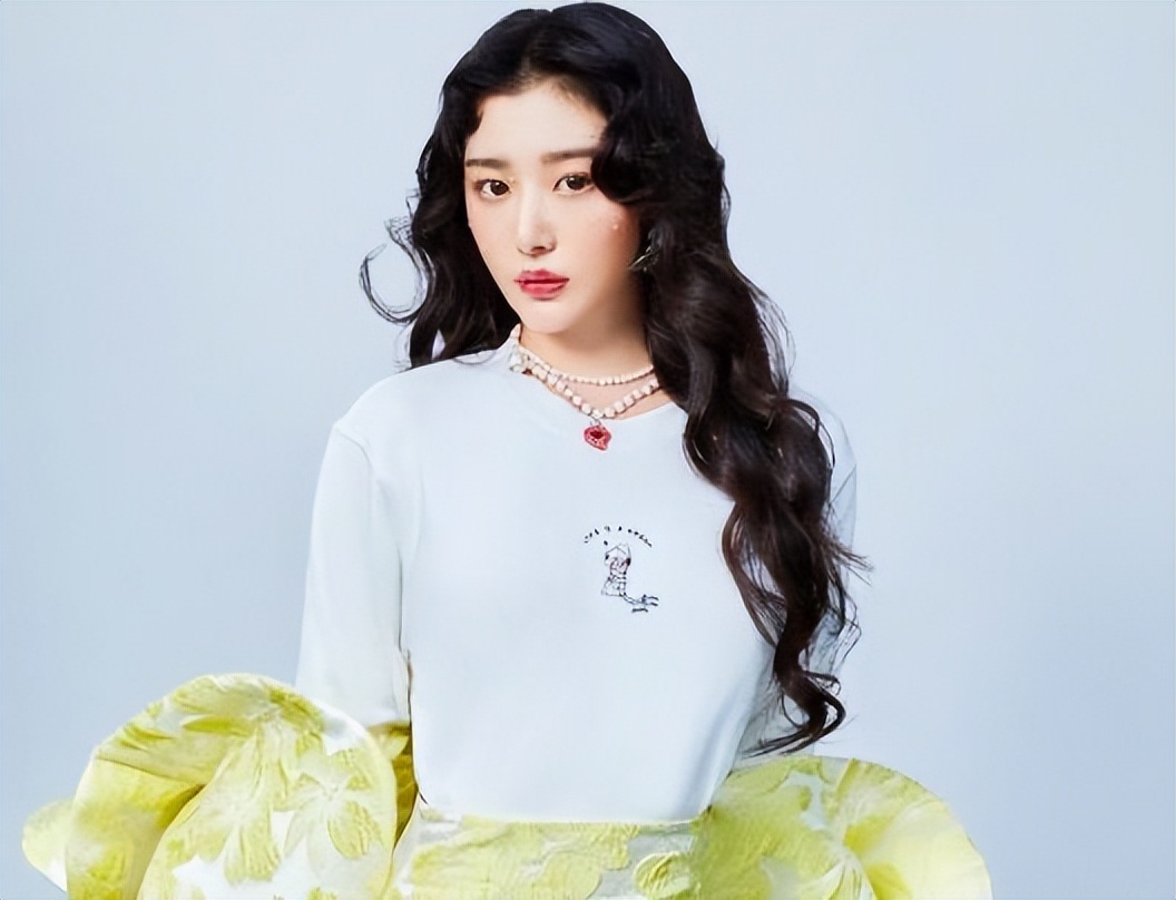 What is the real name of singer Kong Xueer? - iMedia