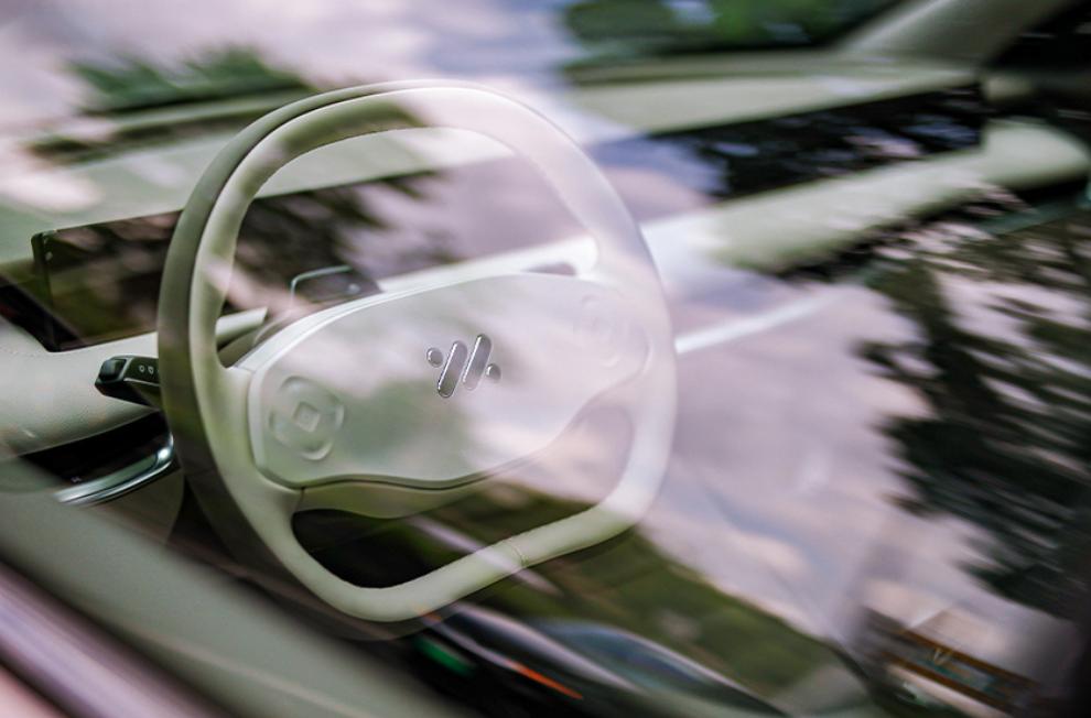 Why is the Zhiji L7, the fastest-selling luxury pure electric car, a ...