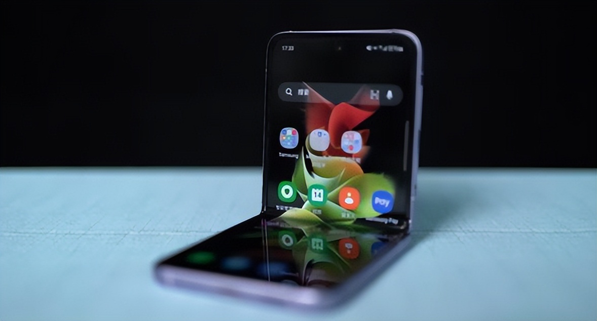 Not to mention that it is exclusive to fairies!These folding screen ...