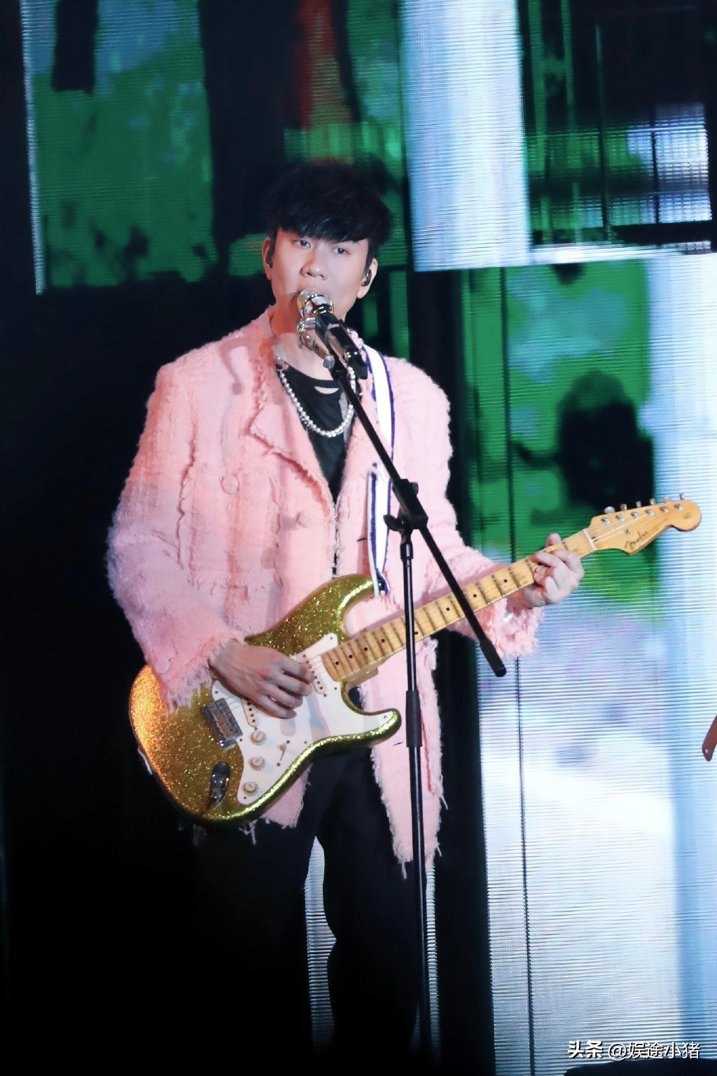 JJ Lin's Hong Kong concert, the guest is Ah Sa, netizen: dimple brother ...