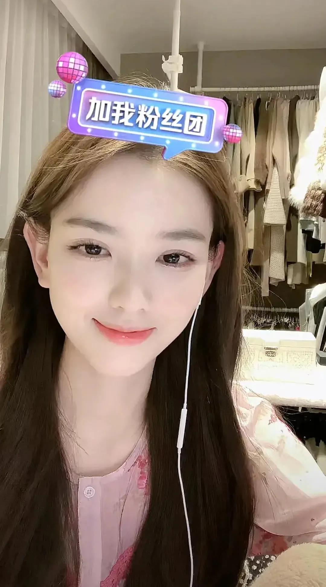 Sun Yining's recent photos are very beautiful, but he is accused of ...