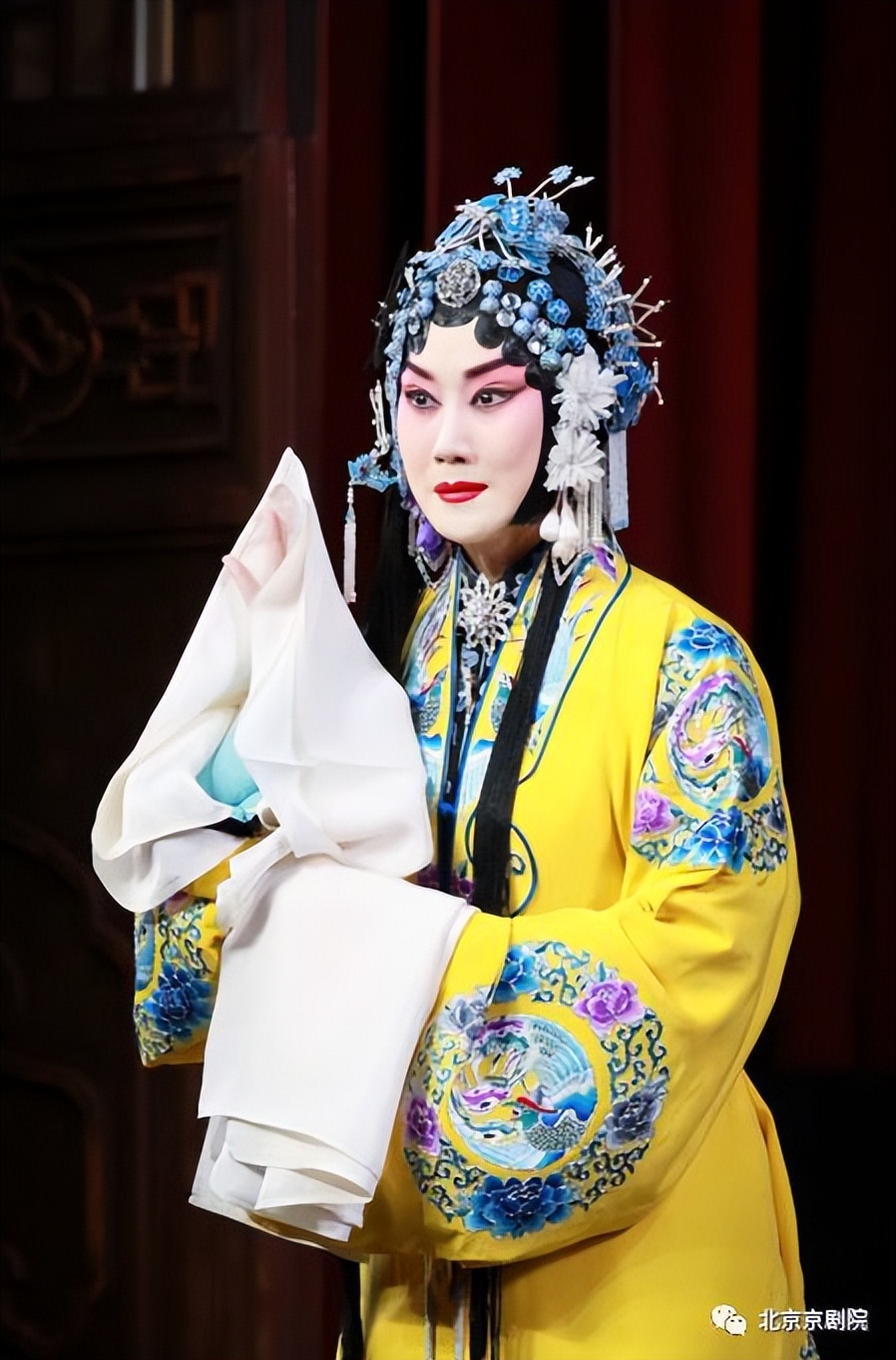 Why are the three great Detectives of the Three Immortals praised as a ...