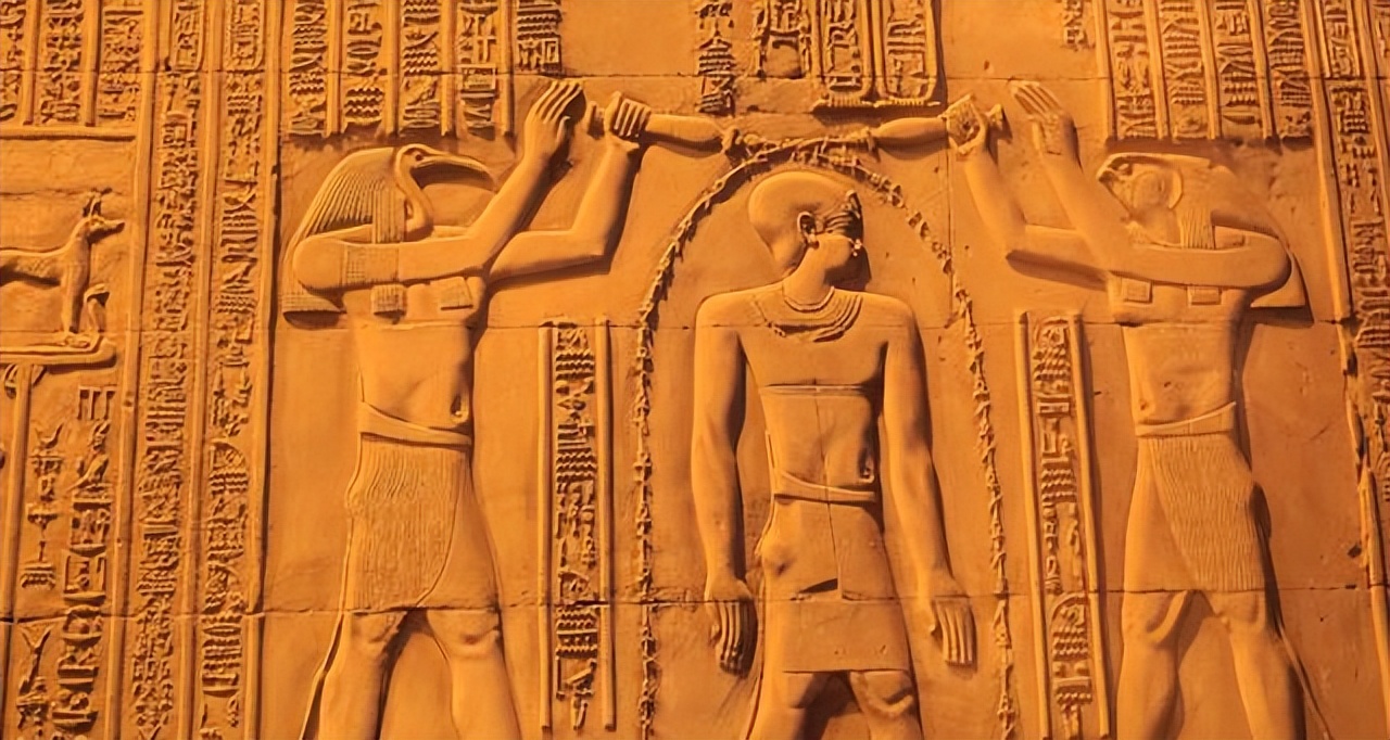 What was the social class and distribution of wealth in ancient Egypt ...