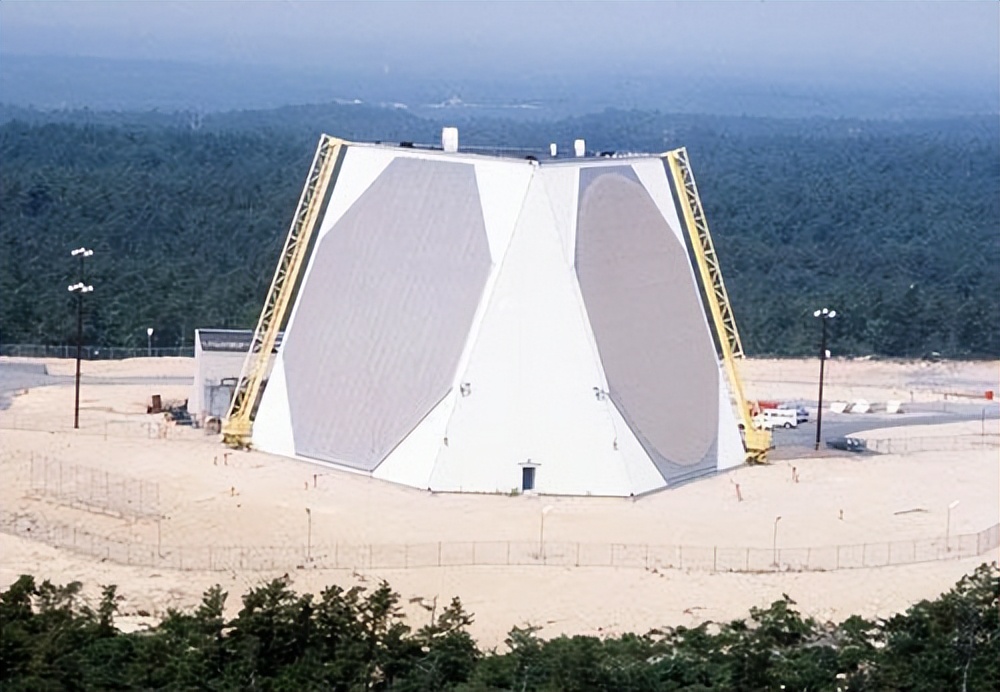 Comparison of early warning radars between China, the United States and ...