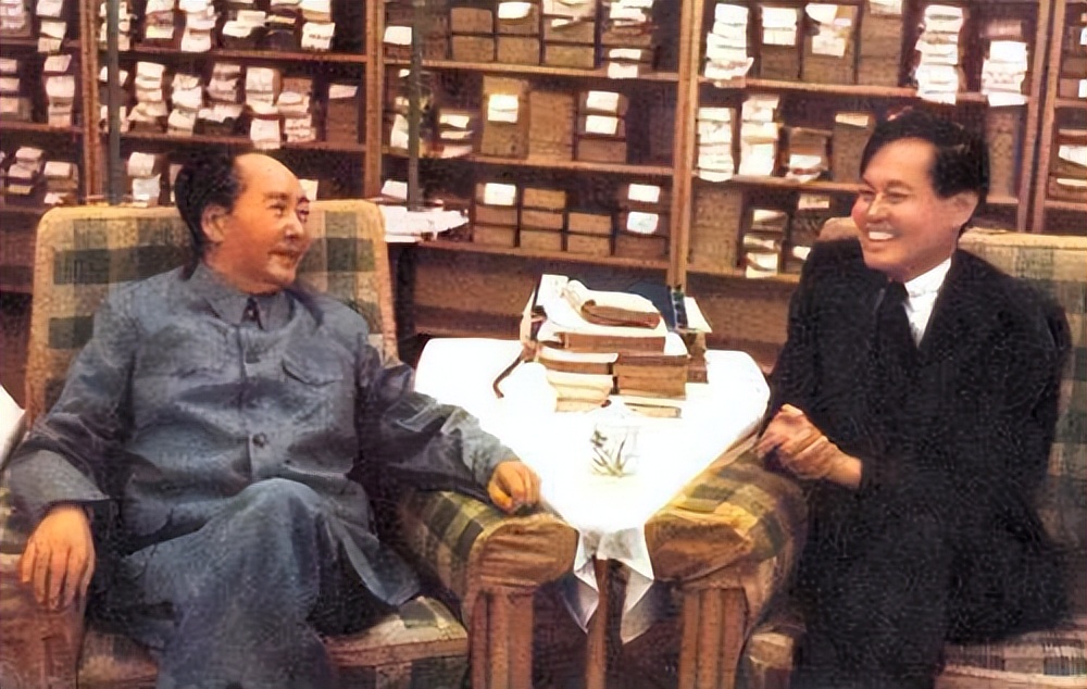 In 1973, Mao Zedong met with Yang Zhenning and talked freely about the ...