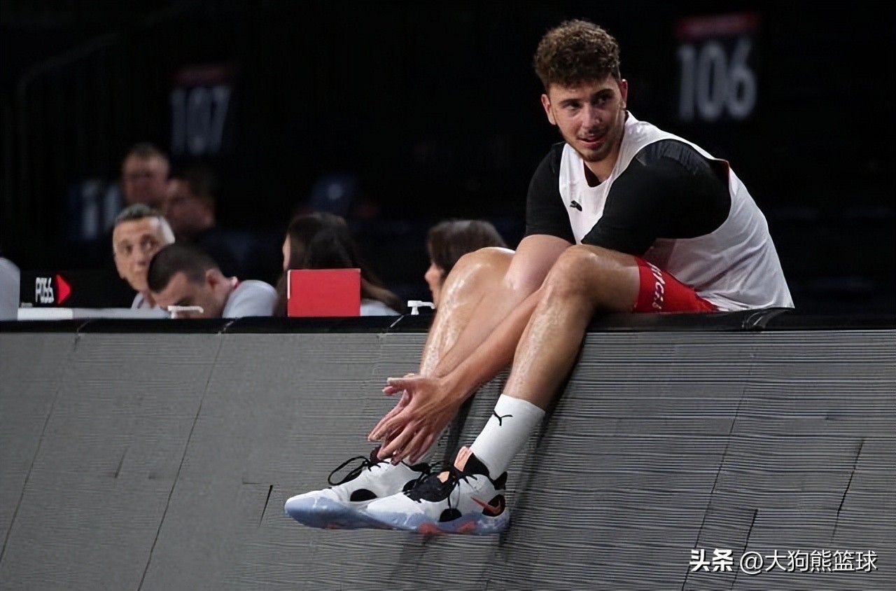 Good recovery!The Rockets appeared at the training ground of the ...