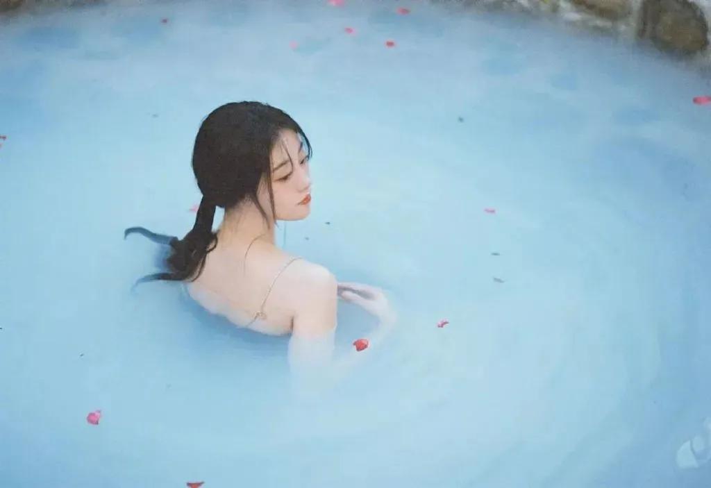 Liu Yifei Zhu Xudan - iNEWS