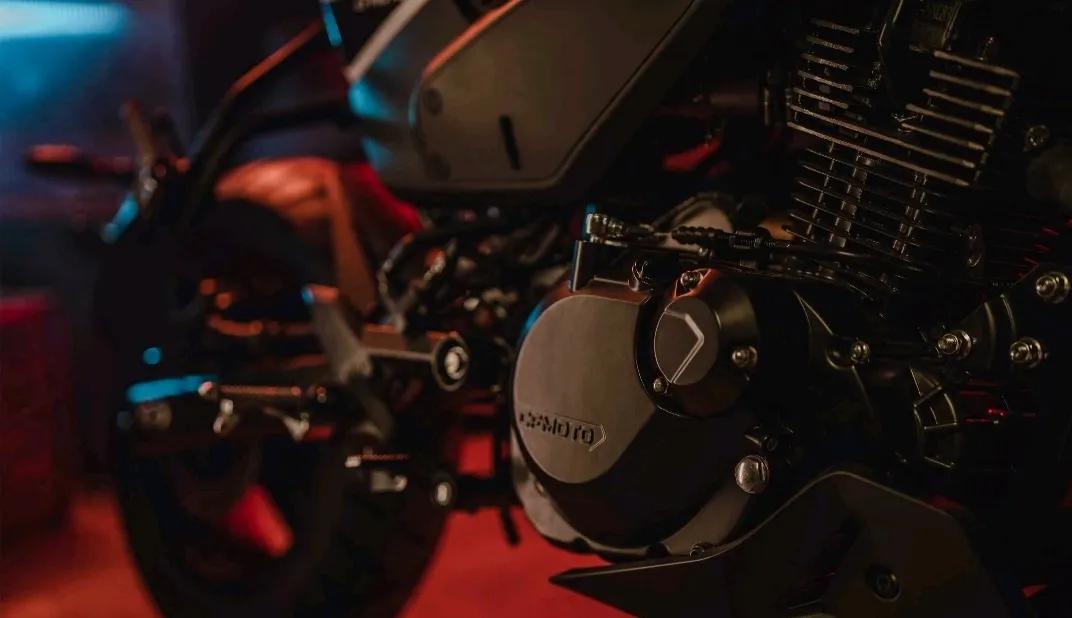 Which of these three small motorcycles do you prefer? They are Little ...