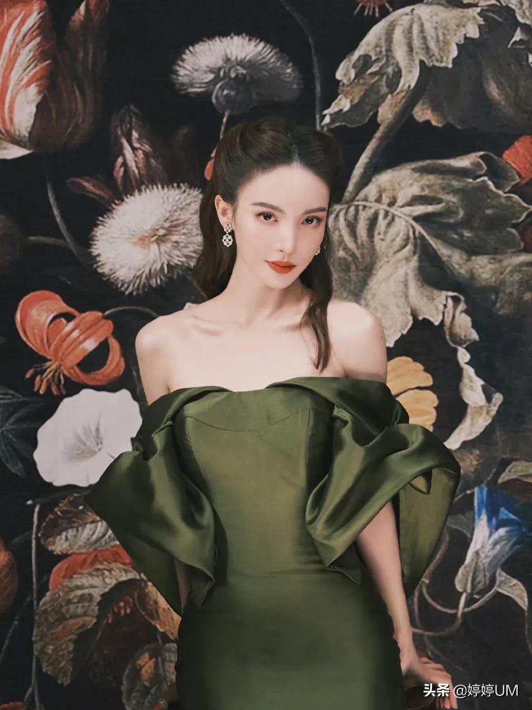 Jin Chen, beautiful, sexy and charming, hot body, beautiful with long ...