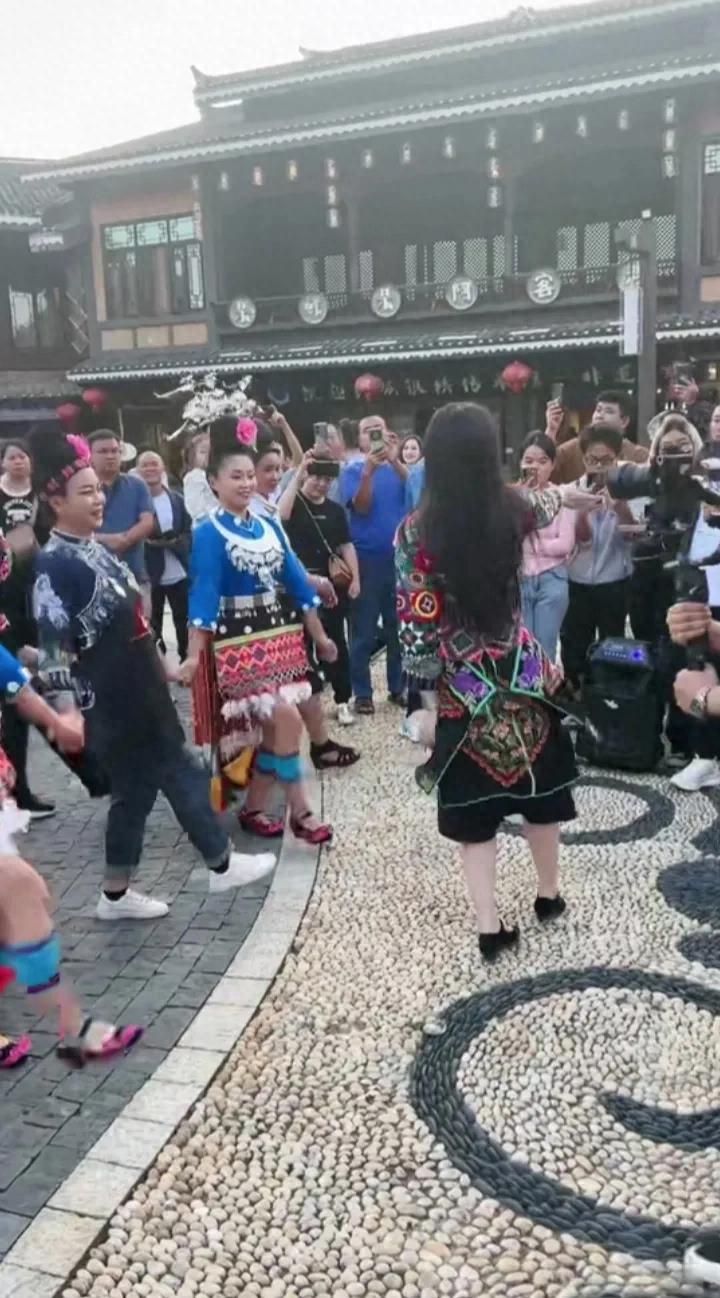 Tang Yi: The real appearance of Xiangxi rehearsal is 1.5 meters tall ...