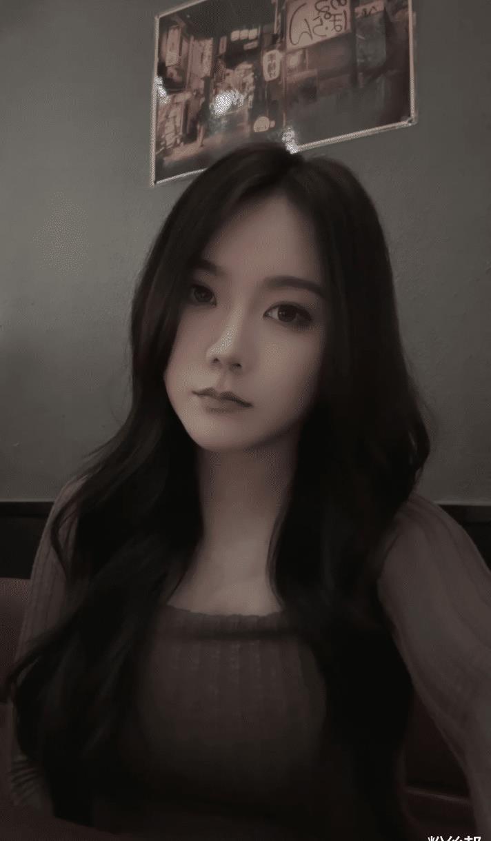 Xiao Tuantuan asked for permission to watch Jay Chou's concert. He rarely posted a full-body ...