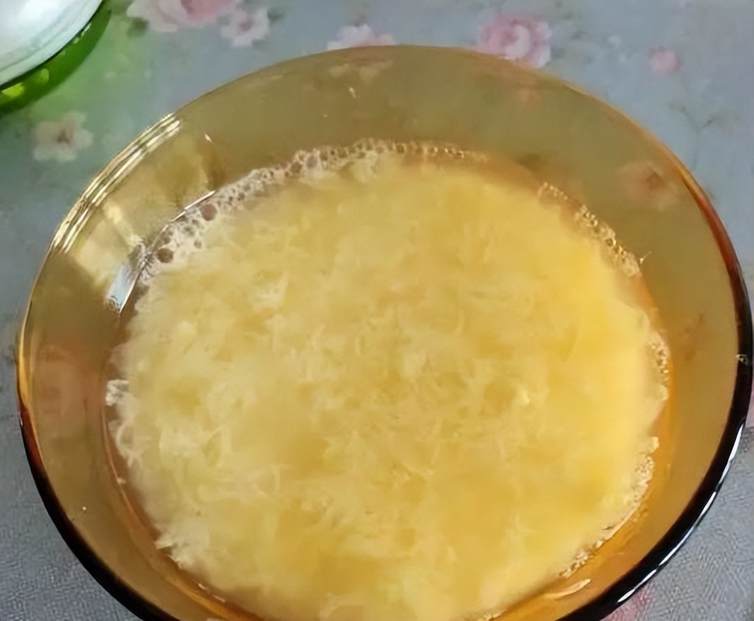 "Boiled water to wash eggs" dripping sesame oil, insist on drinking for ...