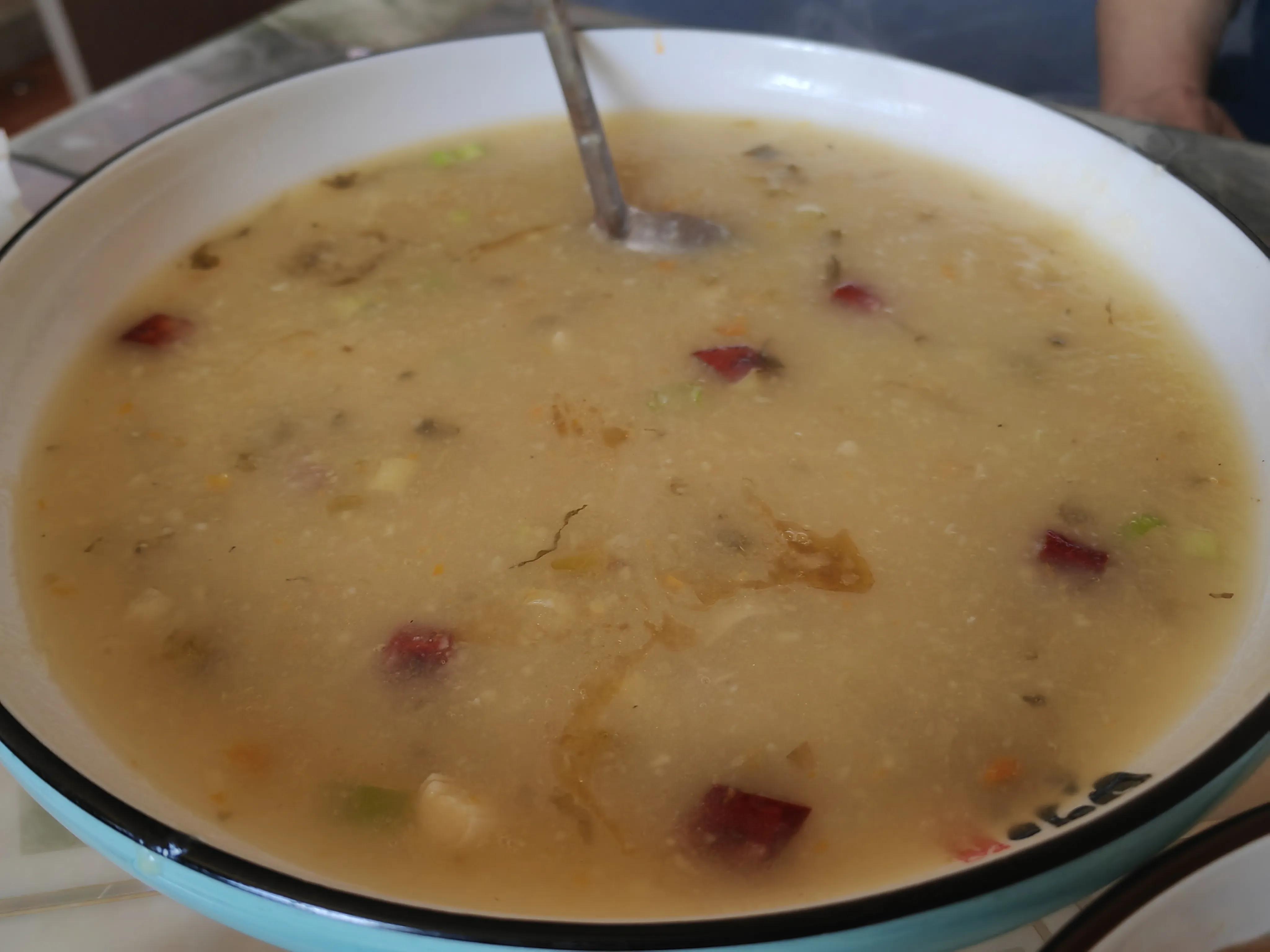 Dingxi delicacies, hot pot beef veal, sauerkraut and potato paste ...