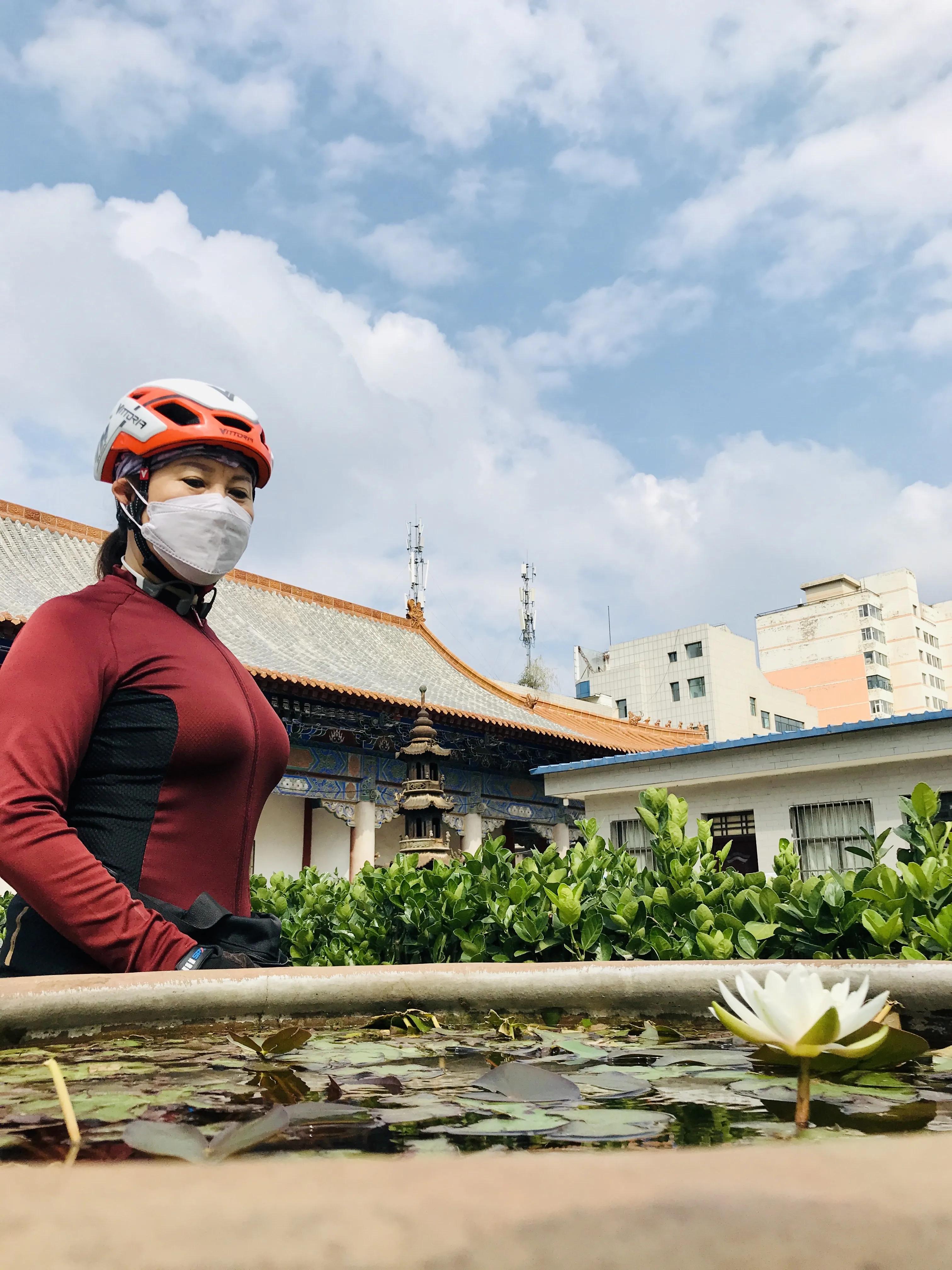 Riding the Great Northwest for Thousands of Miles in Tongchuan, Just to ...