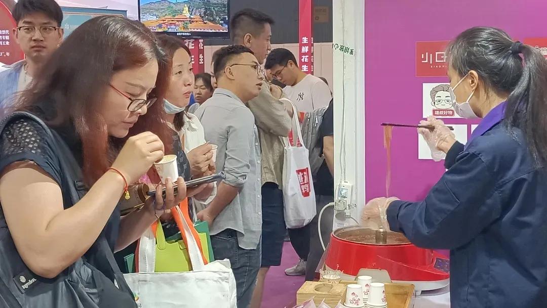 There are Sichuan noodles in the south and Yu noodles in the north ...