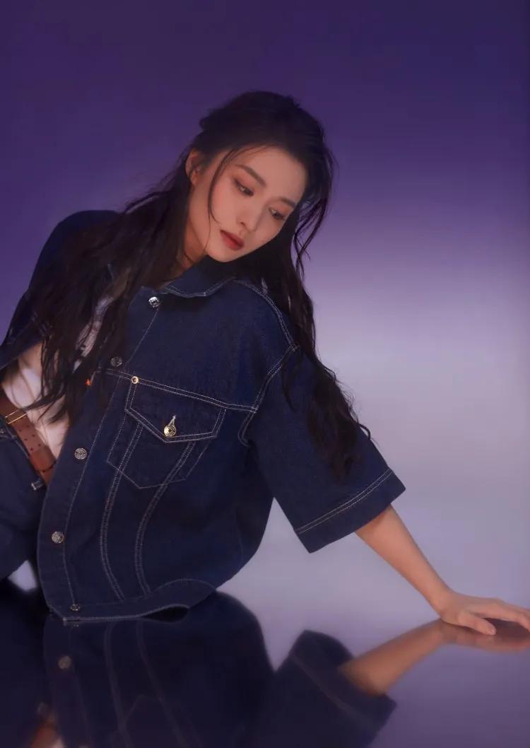 Wang Churan, actress and singer in 1999 - iNEWS