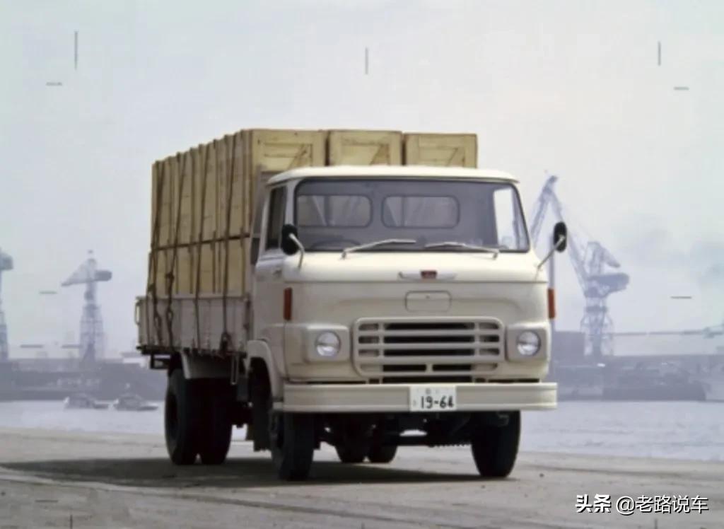 The Hino Ranger series of trucks continues the classic model from 1963 ...