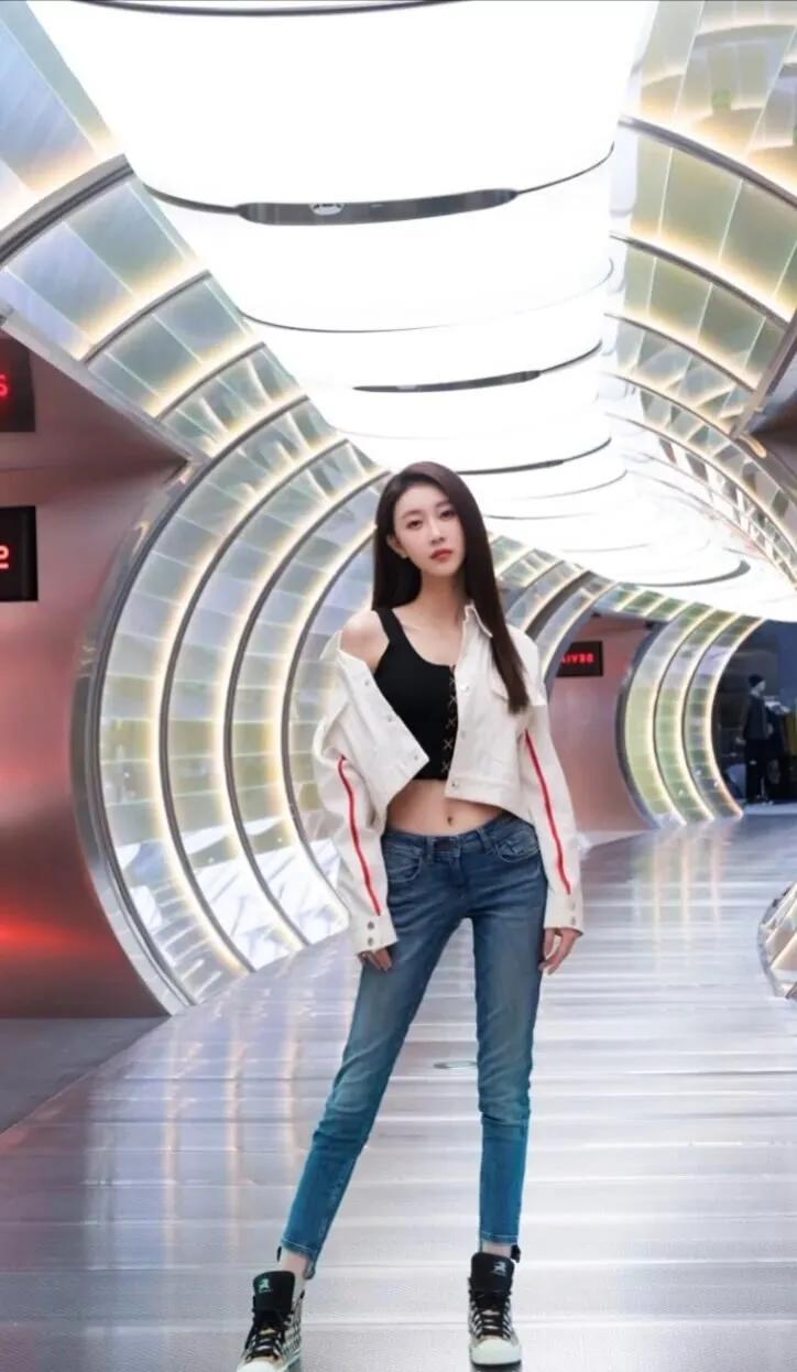 Star Beauty - Issue 70 Chu Yue - iNEWS