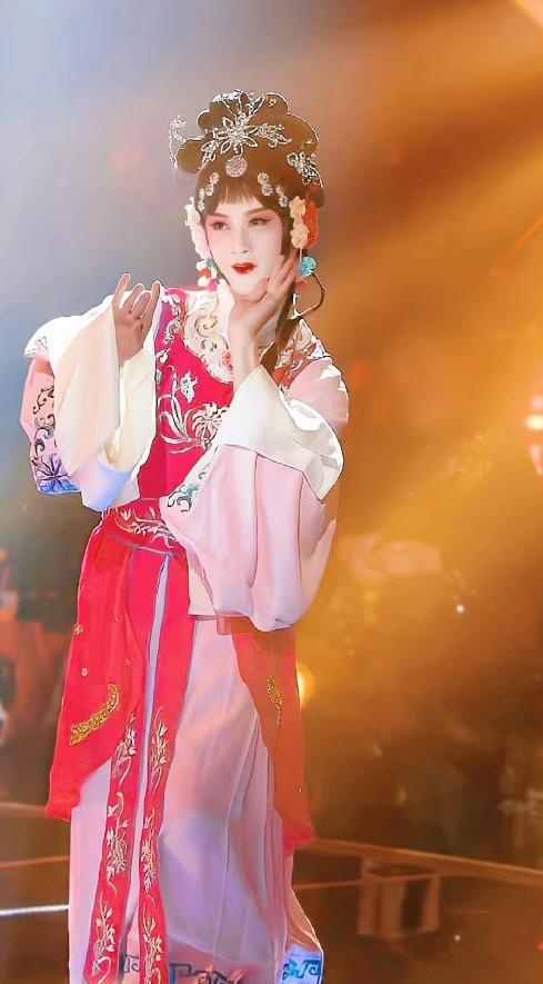 Tan Jian's new endorsement official announcement - iMedia