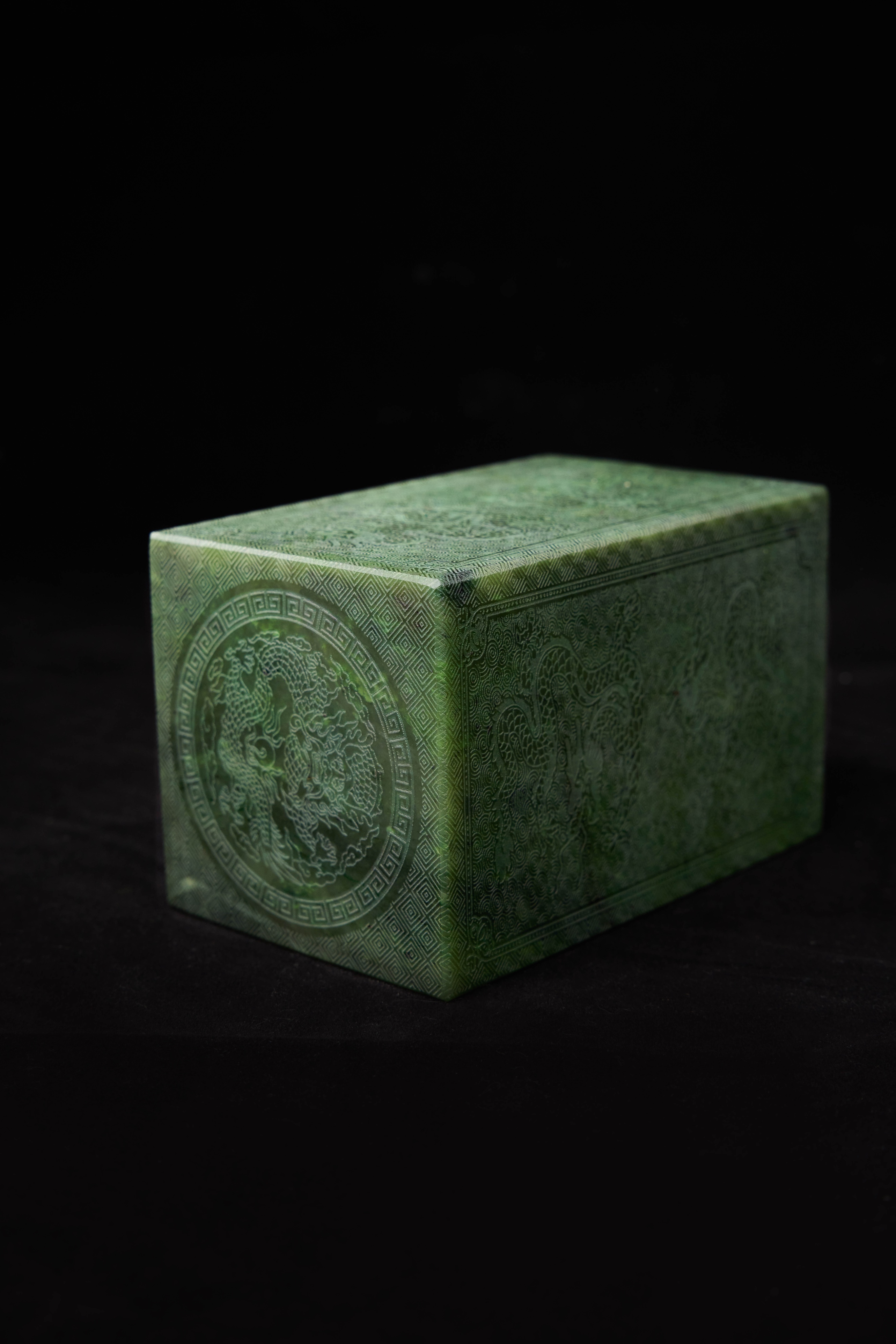 The treasures of Manas jasper are astonishing everywhere, they are so ...