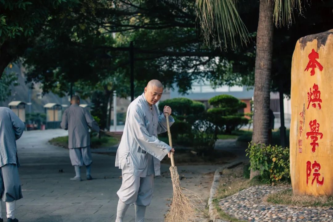 Shi Daoyi: From liking Hollywood blockbusters to loving Buddhist movies ...