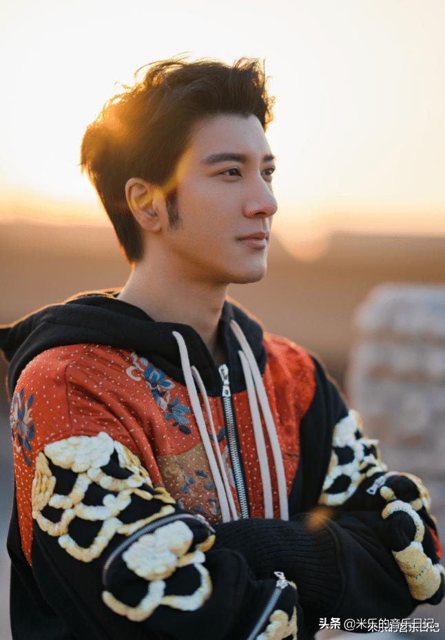 Wang Leehom sang a piece of history with a piece of "Heaven and Earth ...