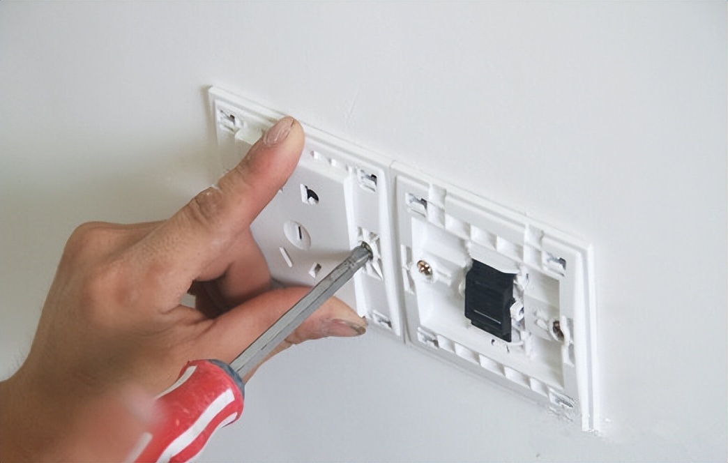 Safe use of electricity starts from the socket: precautions for socket ...