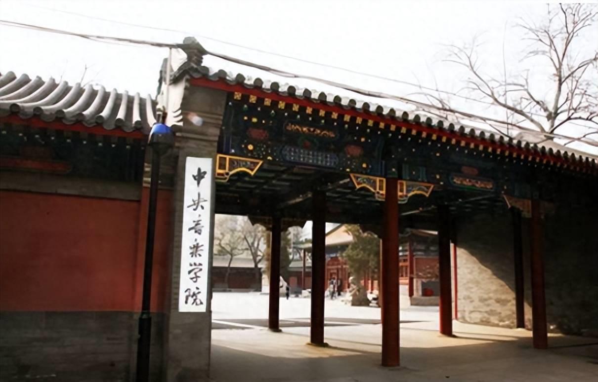 Famous singer Wu Yanze: Divorced and remarried, what happened to his ex ...