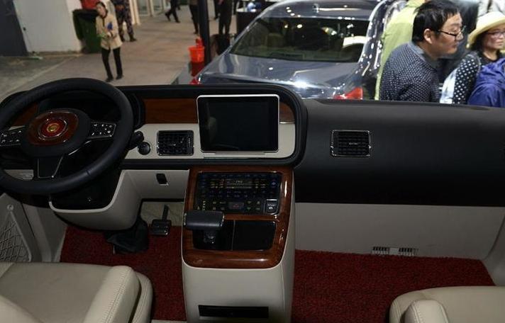 Hongqi's first "light passenger" completed the test, named QM7 ...