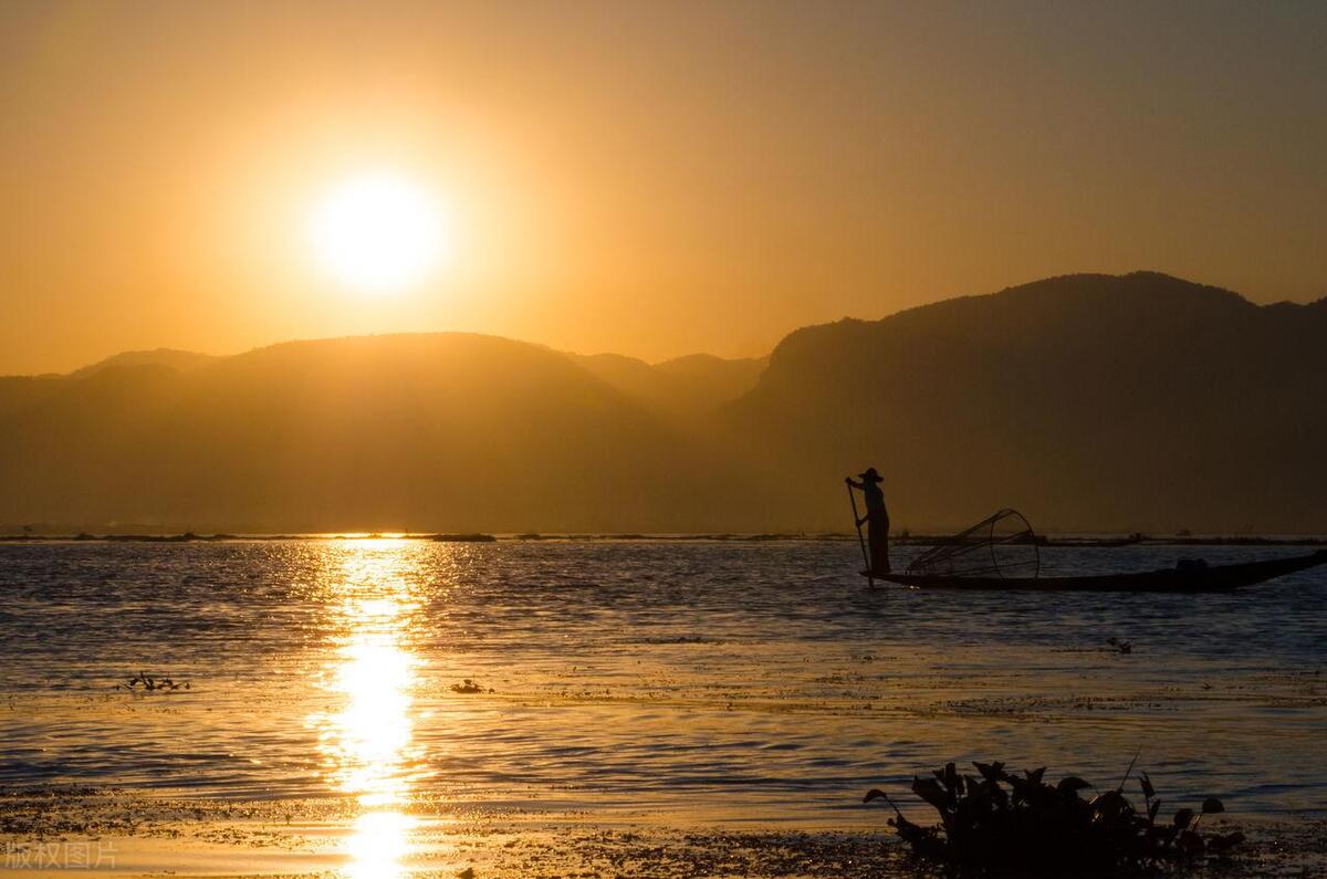 How hot is the sun? - iNEWS