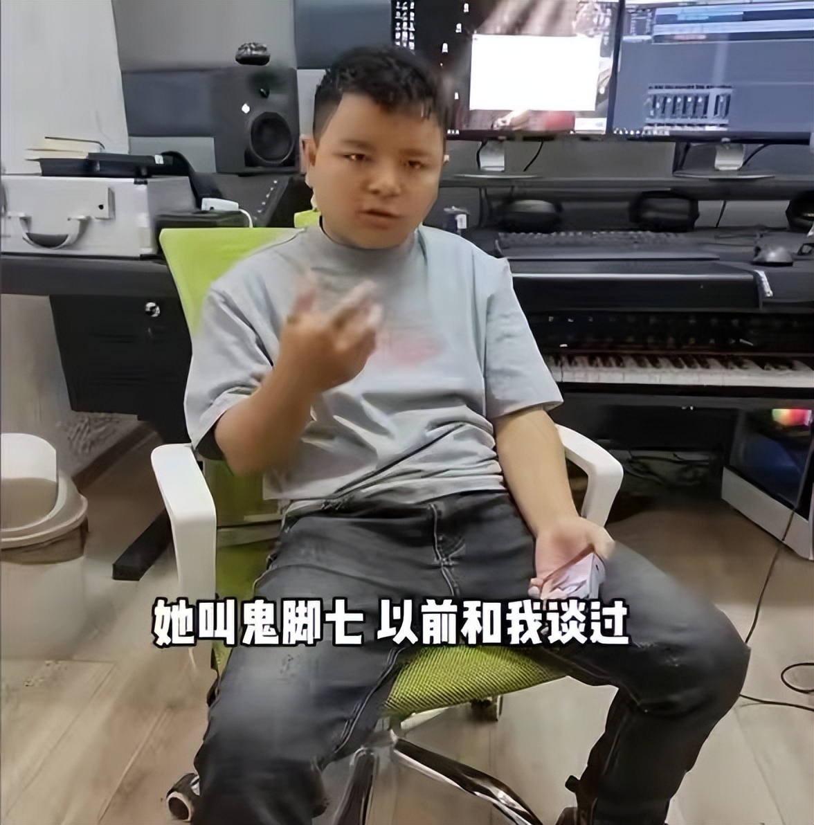 Lin Qiqi made fun of Cao Wanjiang's singing skills!Meet to start PK ...