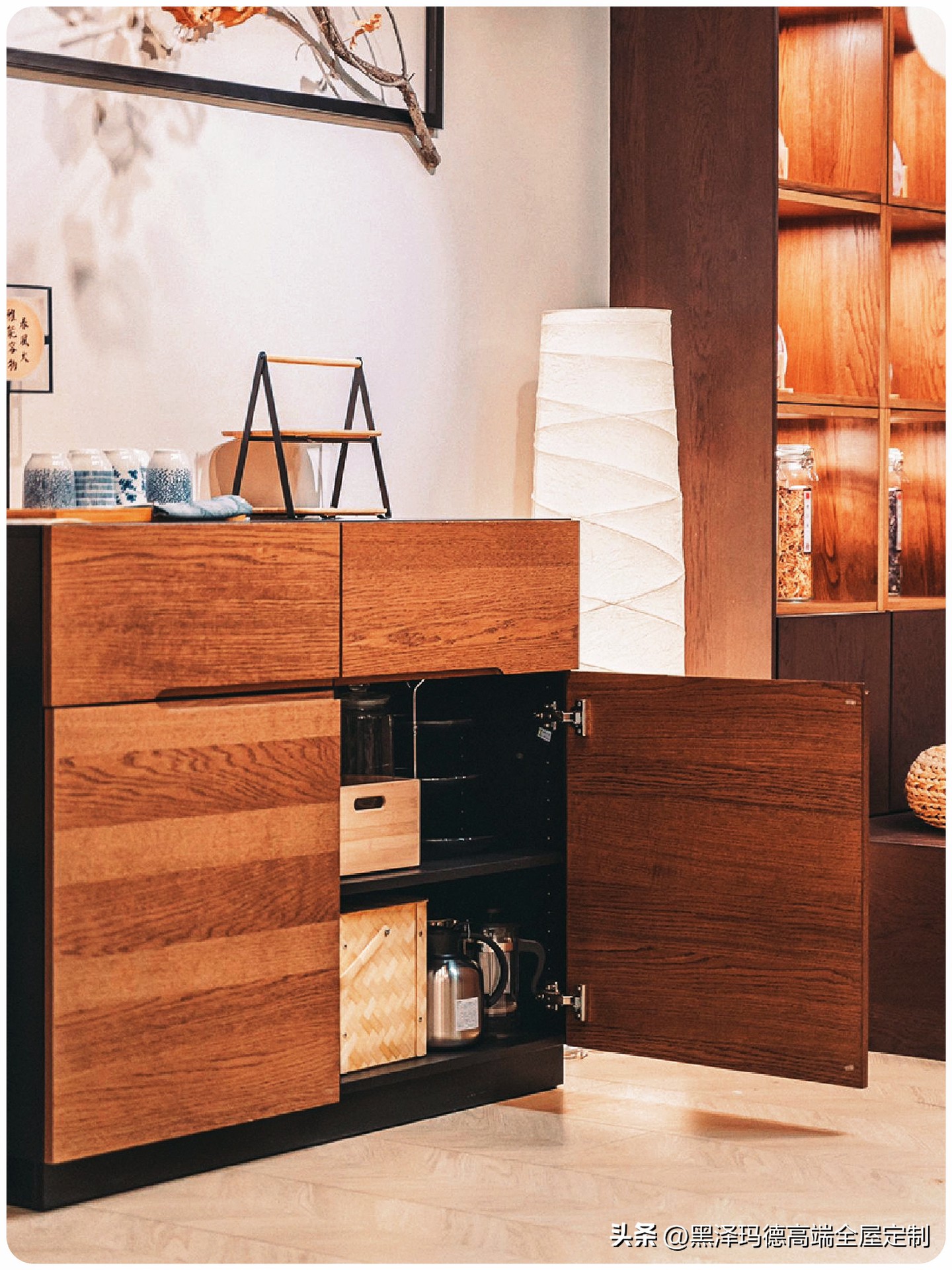 9w hard decoration, no customized cabinets, poor decoration and copying ...