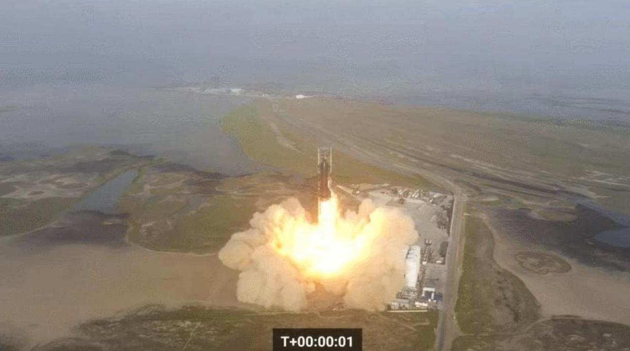 The $3 billion "most powerful rocket in history" exploded, but you may ...