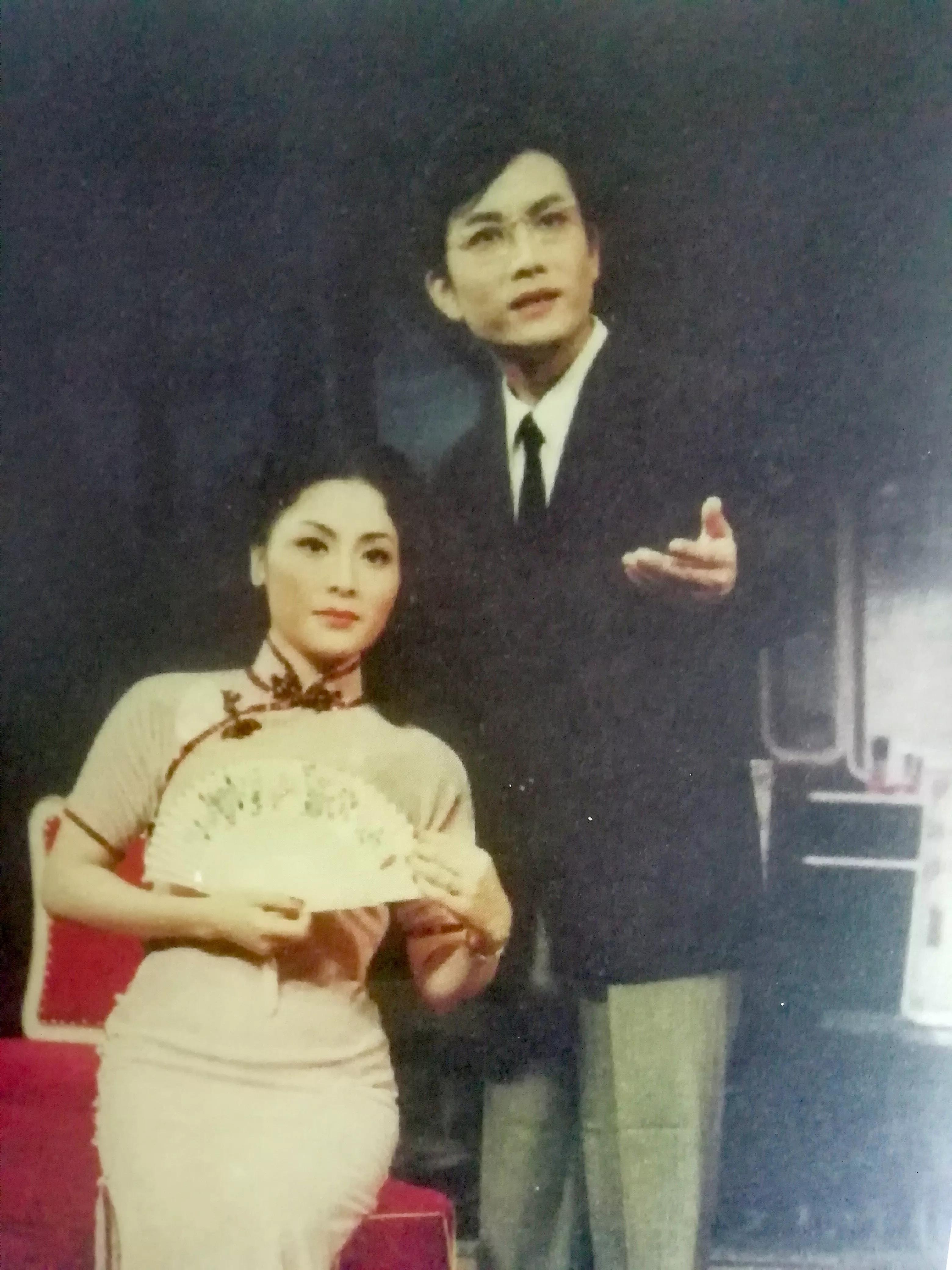 A "dedicated" and "helpful" Shanghai opera national first-class actor ...