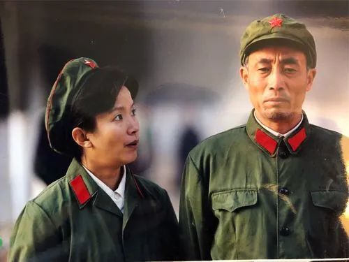 Lu Liping and her third-married husband celebrate Chinese New Year in ...