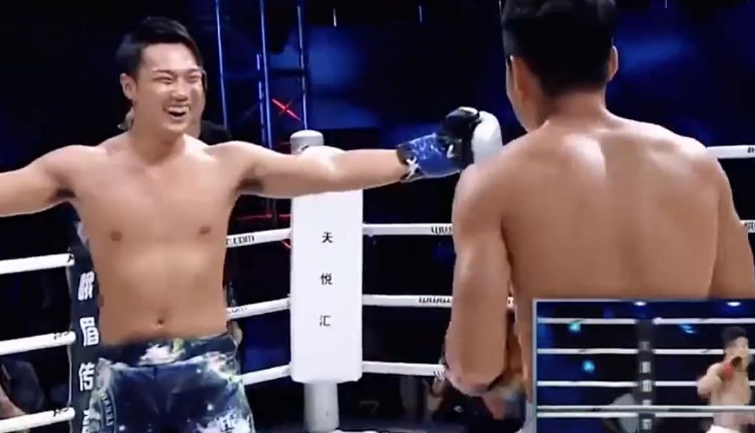 Japanese boxing masters challenge Chinese Kung Fu, Tai Chi Han Feilong reappears in the ring ...