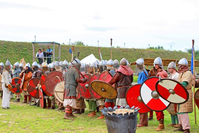 What was the official position of Shiqing Shilu in ancient times? - iMedia