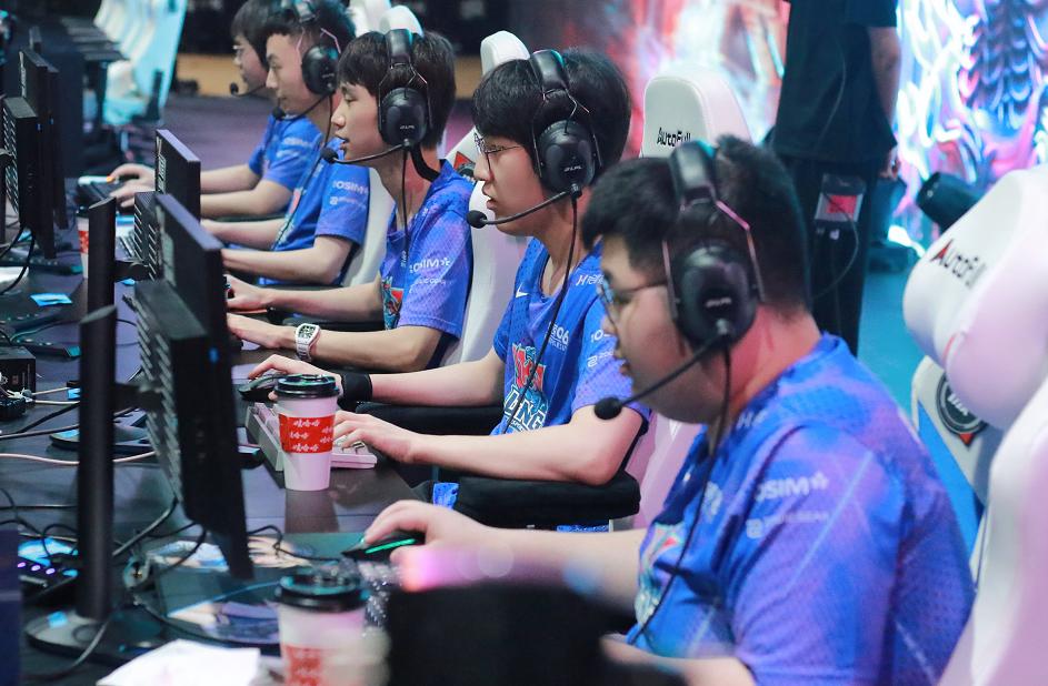 真的是「國寶級上單」？PandaC連LDL都打不過，阿樂直接客廳滑跪 - 資訊咖