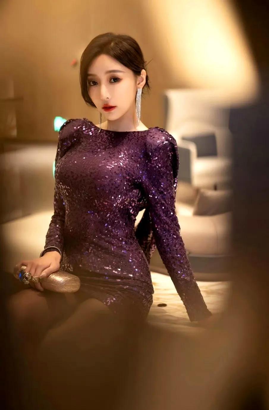 Wang Xinyao is elegant and exquisite - iNEWS