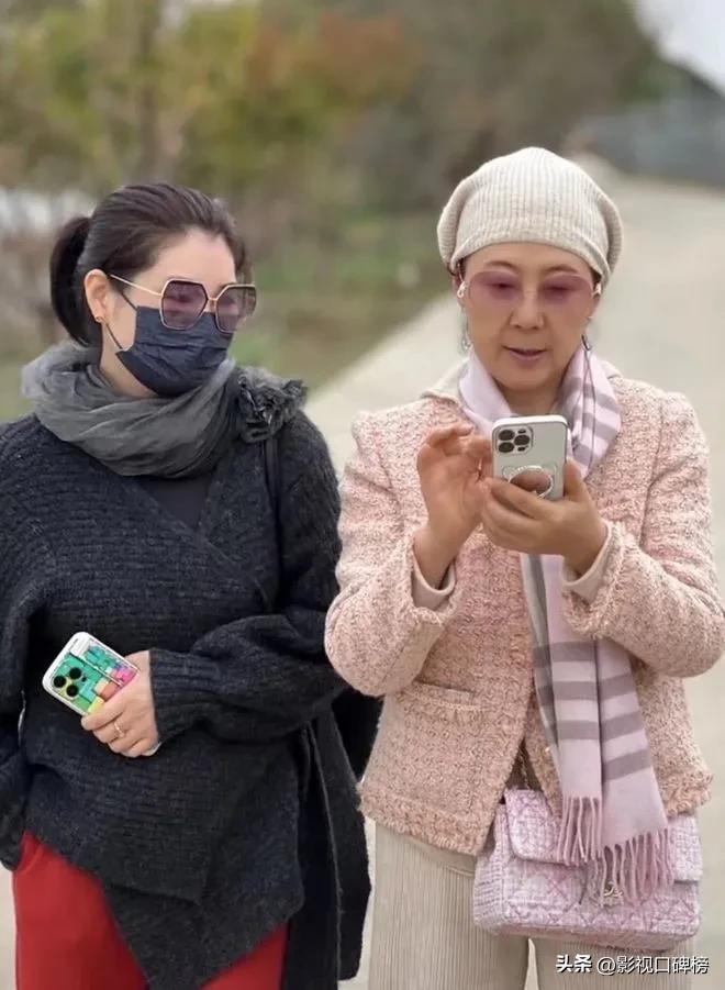 Fan Ming plays with his second-married rich wife, regards his stepson ...