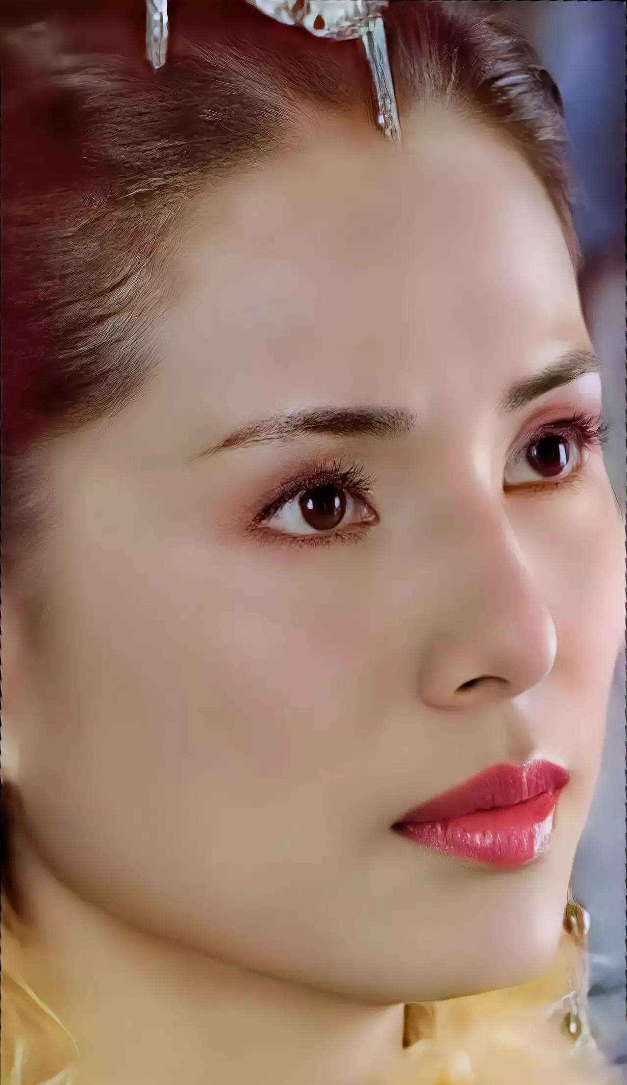 Li Ruotong: Beautiful and Smart Expression Album (1) - iNEWS