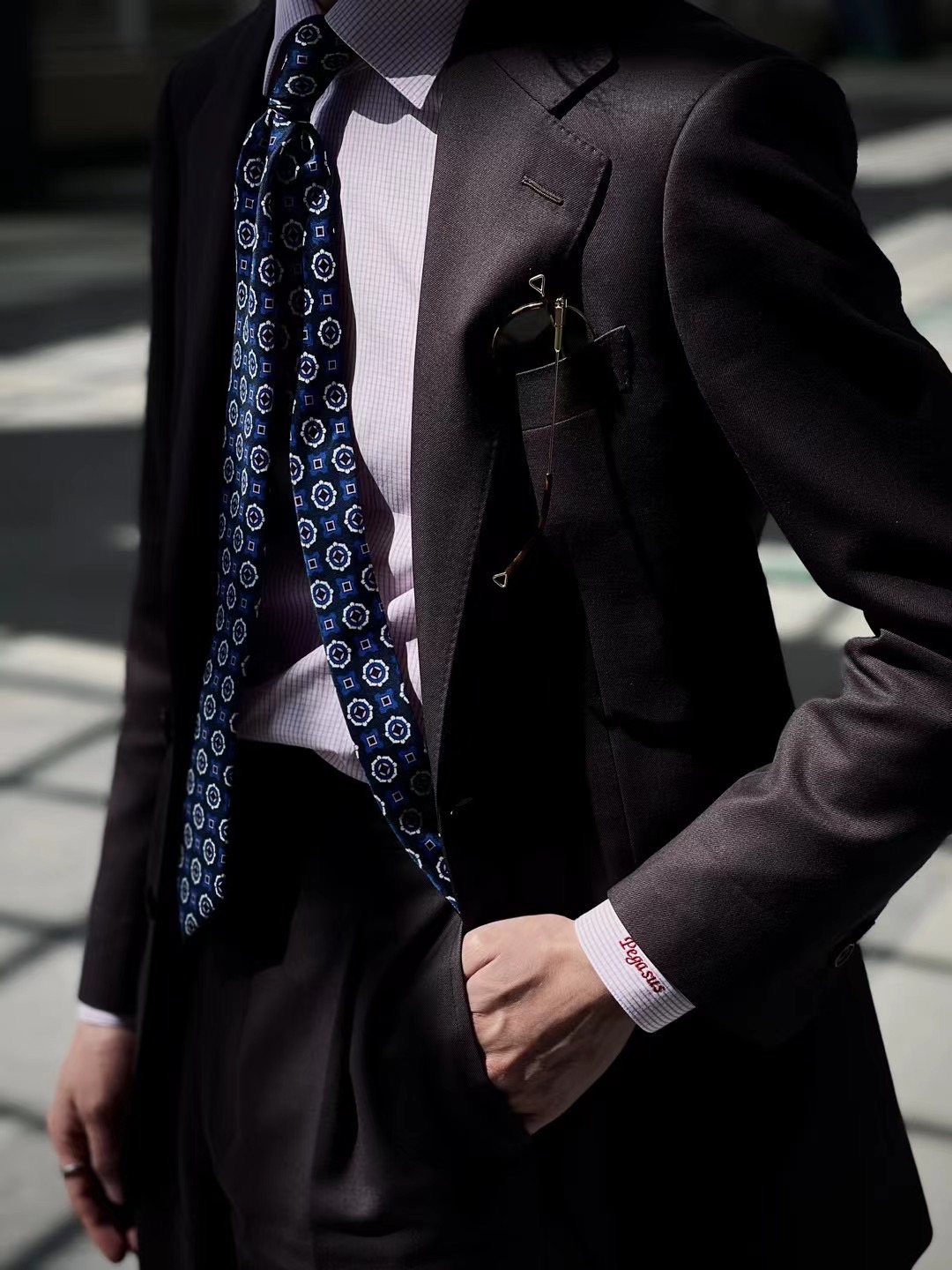 Tailor-made men's suits, matching principles and taboos of formal suits ...