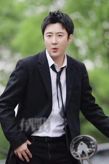 43-year-old Cai Lin posted fitness photos with a bumpy figure. Netizens ...